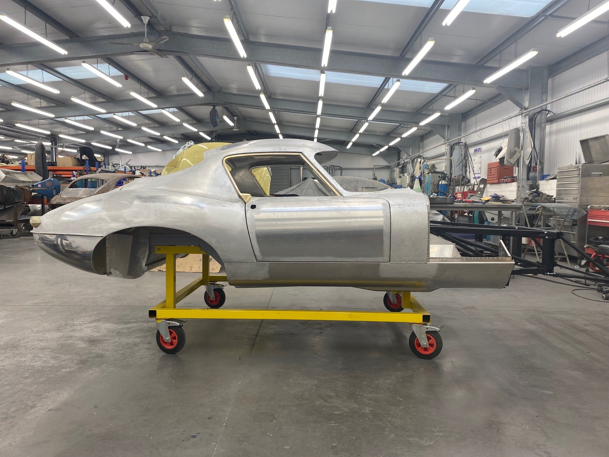 E-Type Jaguar Lowdrag "Cut 7" – RJ Panels