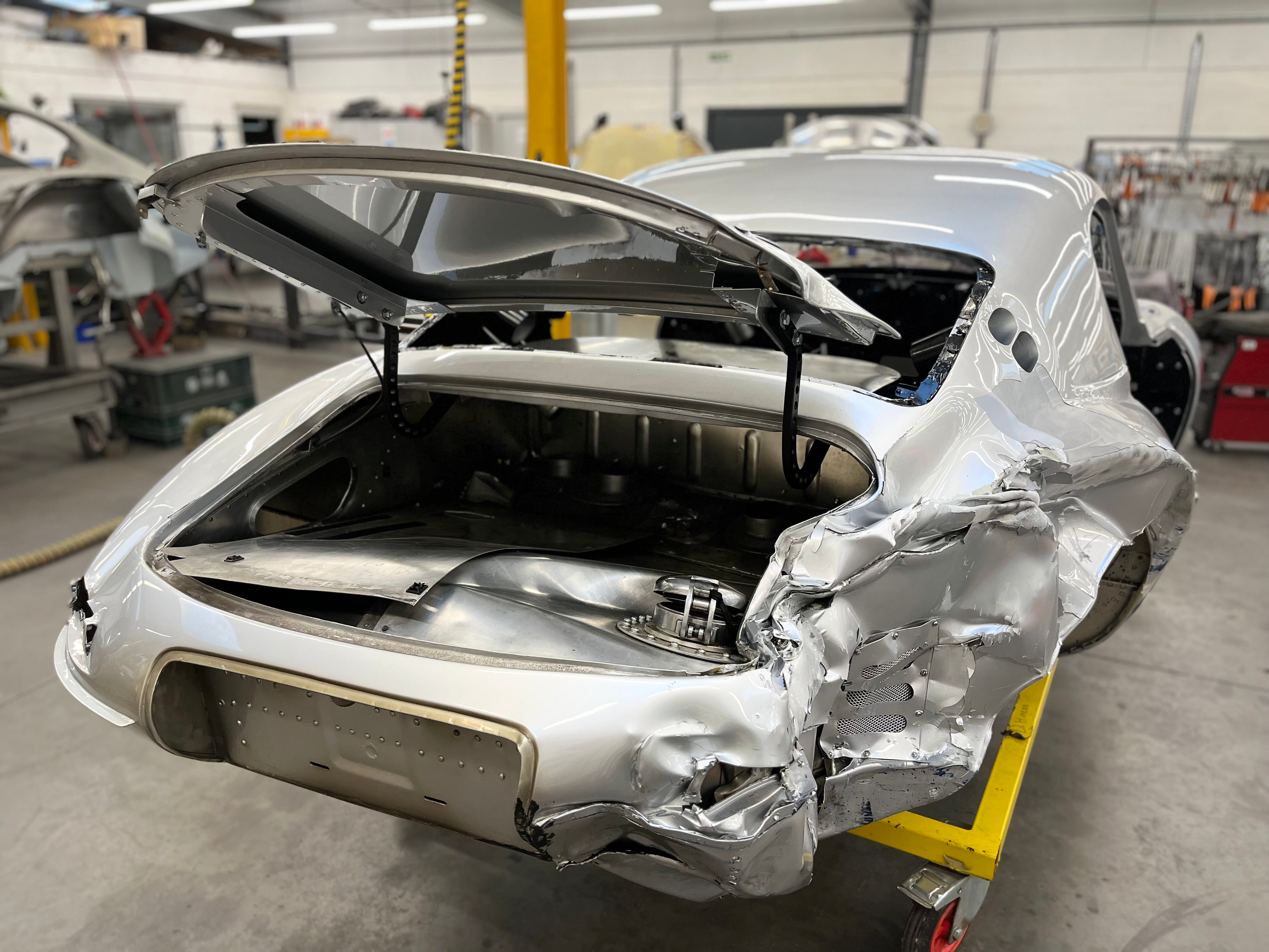 E-Type Jaguar "49 FXN" Lowdrag Crash Repair – RJ Panels