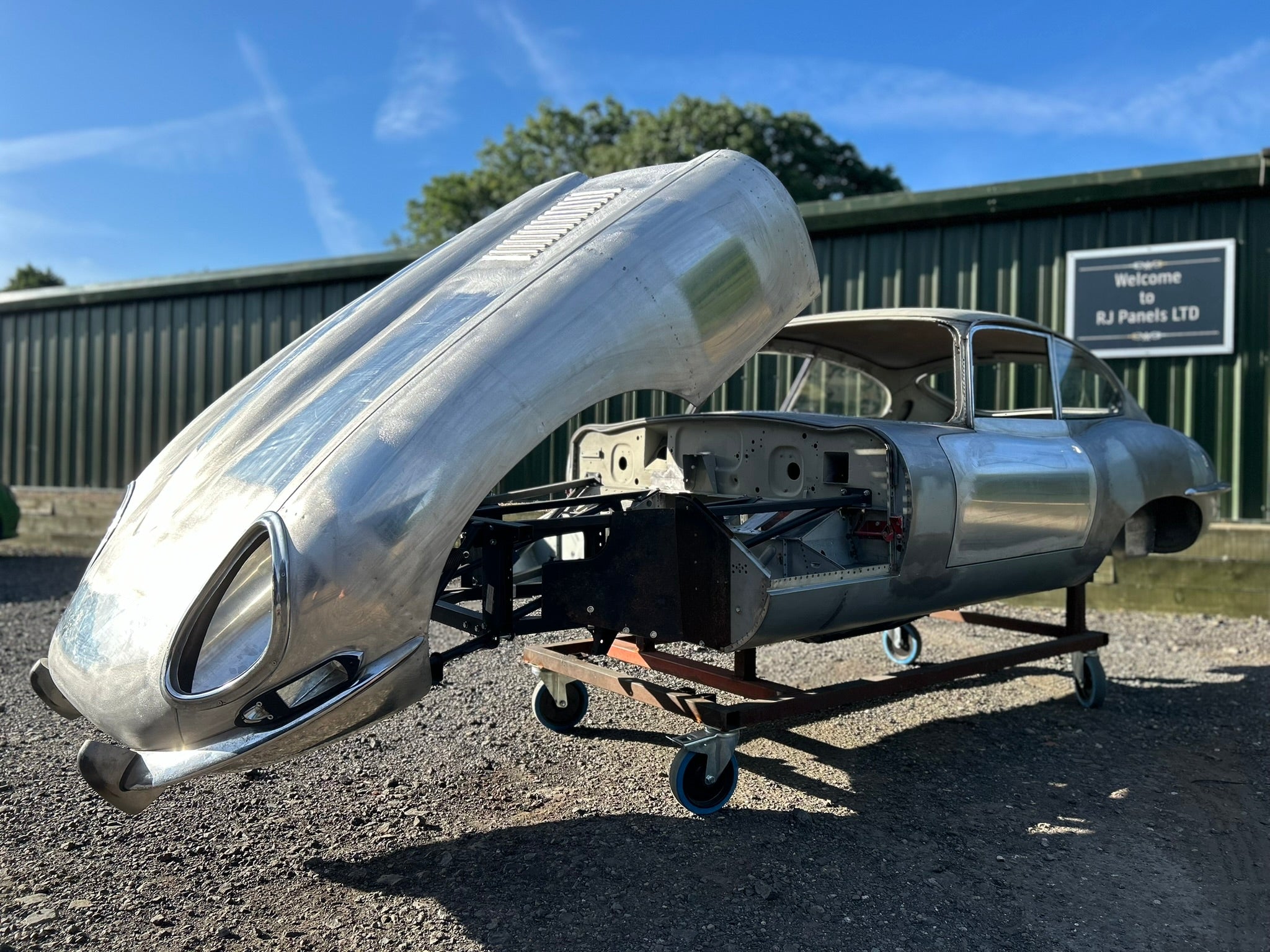E-Type Jaguar S1 Road Bonnet Assembly – RJ Panels